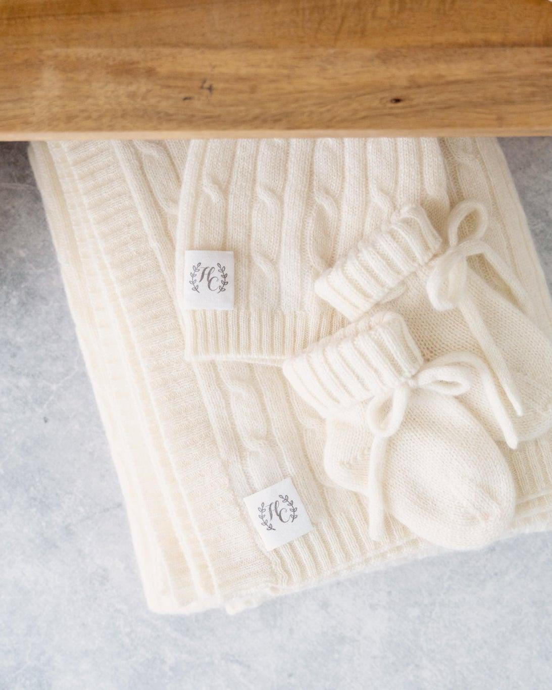 Welcome Home Box - Snow – Heirloom Cashmere Australia